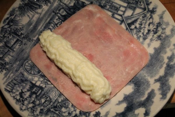Ham Roll With Horseradish Filling - Spicy Goulash